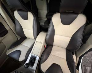 Balts Volvo XC60 2011 Marijampole, ar dzinēja tilpumu 1.98 L un nobraukumu 306 tūkst. km par 7850 €, foto 9 vietnē AUTOMOTO.COM.LV