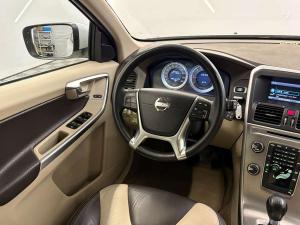 Balts Volvo XC60 2011 Marijampole, ar dzinēja tilpumu 1.98 L un nobraukumu 306 tūkst. km par 7850 €, foto 20 vietnē AUTOMOTO.COM.LV