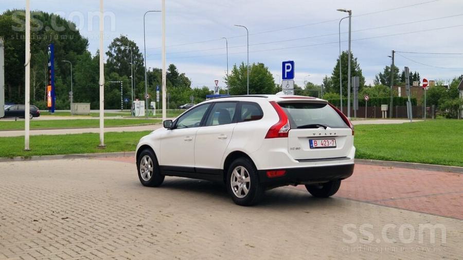 Белый Вольво ХС60 2011 в Елгава, объемом двигателя 2.00 л и пробегом 359 тыс. км за 6450 €, фото 11 на AUTOMOTO.COM.LV