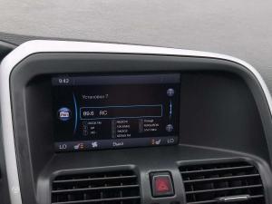 Balts Volvo XC60 2011 Viļņa, ar dzinēja tilpumu 2.40 L un nobraukumu 383 tūkst. km par 9999 €, foto 21 vietnē AUTOMOTO.COM.LV