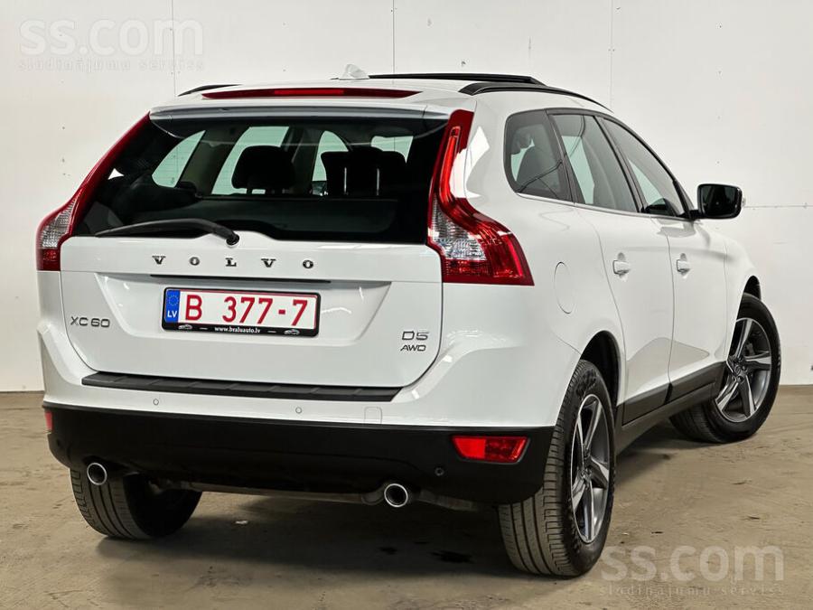Balts Volvo XC60 2011 Jūrmala, ar dzinēja tilpumu 2.40 L un nobraukumu 286 tūkst. km par 8850 €, foto 9 vietnē AUTOMOTO.COM.LV