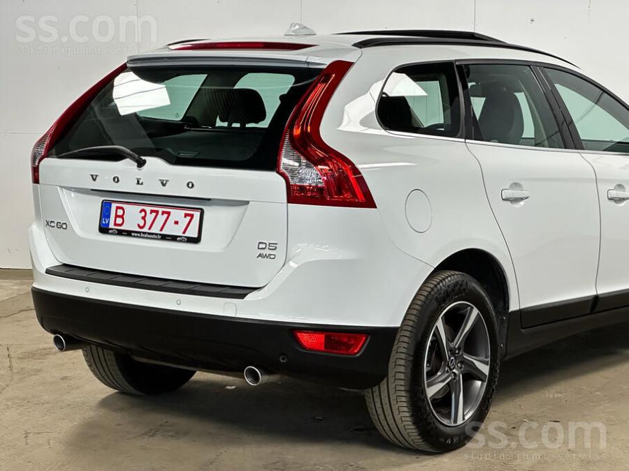 Balts Volvo XC60 2011 Jūrmala, ar dzinēja tilpumu 2.40 L un nobraukumu 286 tūkst. km par 8850 €, foto 10 vietnē AUTOMOTO.COM.LV
