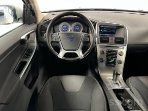 Balts Volvo XC60 2011 Jūrmala, ar dzinēja tilpumu 2.40 L un nobraukumu 286 tūkst. km par 8850 €, foto 22 vietnē AUTOMOTO.COM.LV