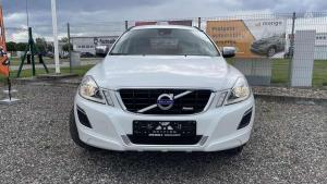 White Volvo XC60 2011 in Marijampole, with an engine capacity of 1.98 L and mileage of 285 thousand km for 8990 €, photo 4 on AUTOMOTO.COM.LV