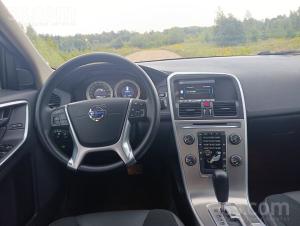 Balts Volvo XC60 2011 Daugavpils, ar dzinēja tilpumu 2.40 L un nobraukumu 225 tūkst. km par 10300 €, foto 9 vietnē AUTOMOTO.COM.LV