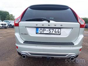 Balts Volvo XC60 2011 Daugavpils, ar dzinēja tilpumu 2.40 L un nobraukumu 0 tūkst. km par 11300 €, foto 7 vietnē AUTOMOTO.COM.LV