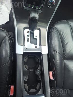 Balts Volvo XC60 2011 Daugavpils, ar dzinēja tilpumu 2.40 L un nobraukumu 0 tūkst. km par 11300 €, foto 29 vietnē AUTOMOTO.COM.LV