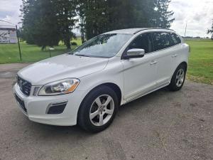 White Volvo XC60 2011 in Pasvalys, with an engine capacity of 1.98 L and mileage of 360 thousand km for 6650 €, photo 4 on AUTOMOTO.COM.LV