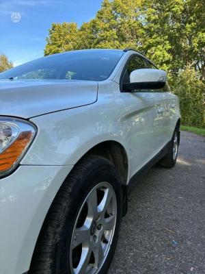 Balts Volvo XC60 2011 Panevēža, ar dzinēja tilpumu 1.98 L un nobraukumu 298 tūkst. km par 6300 €, foto 6 vietnē AUTOMOTO.COM.LV