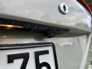 White Volvo XC60 2011 in Talsi, with an engine capacity of 2.40 L and mileage of 243 thousand km for 10470 €, photo 17 on AUTOMOTO.COM.LV