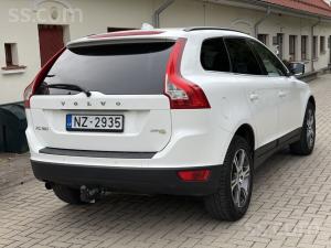 Balts Volvo XC60 2011 Jelgava, ar dzinēja tilpumu 2.00 L un nobraukumu 229 tūkst. km par 7950 €, foto 4 vietnē AUTOMOTO.COM.LV