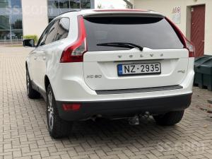 Balts Volvo XC60 2011 Jelgava, ar dzinēja tilpumu 2.00 L un nobraukumu 229 tūkst. km par 7950 €, foto 5 vietnē AUTOMOTO.COM.LV