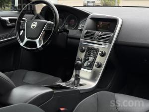 Balts Volvo XC60 2011 Jelgava, ar dzinēja tilpumu 2.00 L un nobraukumu 229 tūkst. km par 7950 €, foto 8 vietnē AUTOMOTO.COM.LV