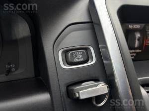 Balts Volvo XC60 2011 Jelgava, ar dzinēja tilpumu 2.00 L un nobraukumu 229 tūkst. km par 7950 €, foto 15 vietnē AUTOMOTO.COM.LV