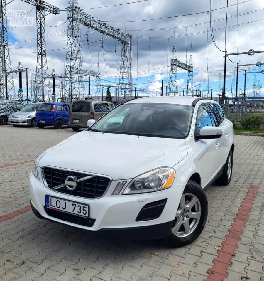 Balts Volvo XC60 2011 Šauļi, ar dzinēja tilpumu 2.00 L un nobraukumu 340 tūkst. km par 4850 €, foto 3 vietnē AUTOMOTO.COM.LV