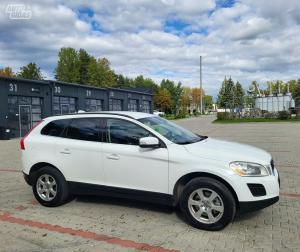 Balts Volvo XC60 2011 Šauļi, ar dzinēja tilpumu 2.00 L un nobraukumu 340 tūkst. km par 4850 €, foto 13 vietnē AUTOMOTO.COM.LV