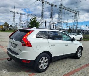 Balts Volvo XC60 2011 Šauļi, ar dzinēja tilpumu 2.00 L un nobraukumu 340 tūkst. km par 4850 €, foto 16 vietnē AUTOMOTO.COM.LV