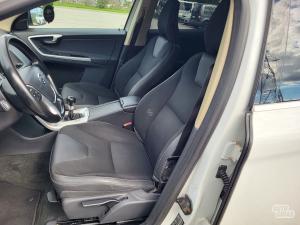 Balts Volvo XC60 2011 Šauļi, ar dzinēja tilpumu 2.00 L un nobraukumu 340 tūkst. km par 4850 €, foto 26 vietnē AUTOMOTO.COM.LV
