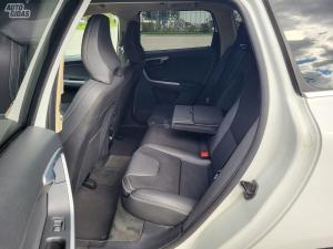 Balts Volvo XC60 2011 Šauļi, ar dzinēja tilpumu 2.00 L un nobraukumu 340 tūkst. km par 4850 €, foto 29 vietnē AUTOMOTO.COM.LV