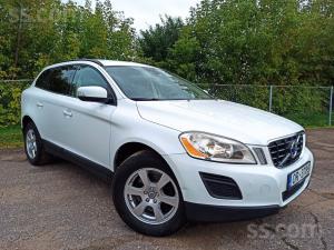 White Volvo XC60 2011 in Daugavpils, with an engine capacity of 2.40 L and mileage of 0 thousand km for 8800 €, photo 4 on AUTOMOTO.COM.LV