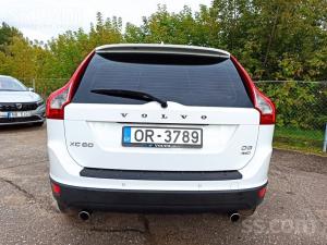 White Volvo XC60 2011 in Daugavpils, with an engine capacity of 2.40 L and mileage of 0 thousand km for 8800 €, photo 7 on AUTOMOTO.COM.LV