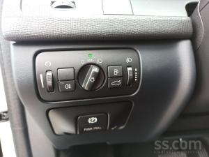 White Volvo XC60 2011 in Daugavpils, with an engine capacity of 2.40 L and mileage of 0 thousand km for 8800 €, photo 26 on AUTOMOTO.COM.LV
