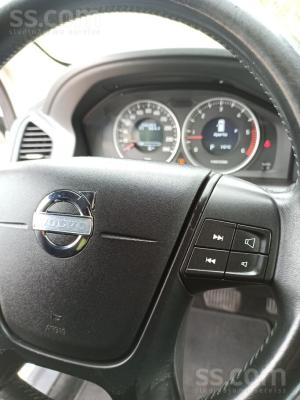 White Volvo XC60 2011 in Daugavpils, with an engine capacity of 2.40 L and mileage of 0 thousand km for 8800 €, photo 28 on AUTOMOTO.COM.LV