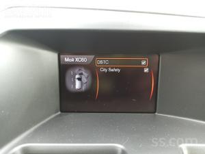 White Volvo XC60 2011 in Daugavpils, with an engine capacity of 2.40 L and mileage of 0 thousand km for 8800 €, photo 31 on AUTOMOTO.COM.LV