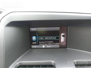 White Volvo XC60 2011 in Daugavpils, with an engine capacity of 2.40 L and mileage of 0 thousand km for 8800 €, photo 32 on AUTOMOTO.COM.LV