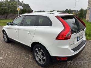 Balts Volvo XC60 2012 Rīga, ar dzinēja tilpumu 2.00 L un nobraukumu 545 tūkst. km par 8500 €, foto 11 vietnē AUTOMOTO.COM.LV