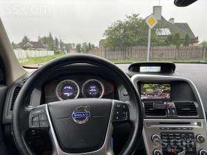 Balts Volvo XC60 2012 Rīga, ar dzinēja tilpumu 2.00 L un nobraukumu 545 tūkst. km par 8500 €, foto 22 vietnē AUTOMOTO.COM.LV