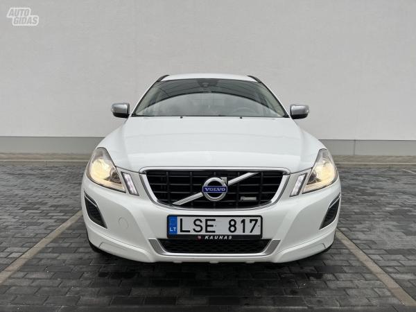 Balts Volvo XC60 2012 Kauņa, ar dzinēja tilpumu 2.00 L un nobraukumu 270 tūkst. km par 10500 €, foto 3 vietnē AUTOMOTO.COM.LV