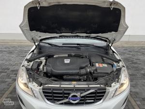 White Volvo XC60 2012 in Kaunas, with an engine capacity of 2.00 L and mileage of 270 thousand km for 9950 €, photo 8 on AUTOMOTO.COM.LV