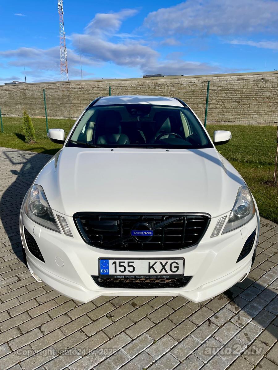 White Volvo XC60 2012 in Tallinn, with an engine capacity of 2.40 L and mileage of 124 thousand km for 15000 €, photo 5 on AUTOMOTO.COM.LV