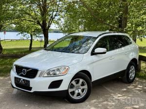 White Volvo XC60 2012 in Riga, with an engine capacity of 2.40 L and mileage of 248 thousand km for 9450 €, photo  on AUTOMOTO.COM.LV