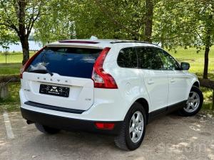 Balts Volvo XC60 2012 Rīga, ar dzinēja tilpumu 2.40 L un nobraukumu 248 tūkst. km par 9450 €, foto 7 vietnē AUTOMOTO.COM.LV