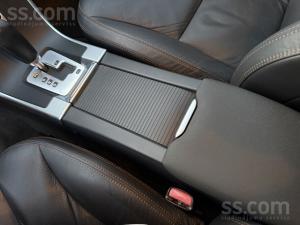Balts Volvo XC60 2012 Rīga, ar dzinēja tilpumu 2.40 L un nobraukumu 248 tūkst. km par 9450 €, foto 24 vietnē AUTOMOTO.COM.LV