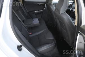 Balts Volvo XC60 2012 Rīga, ar dzinēja tilpumu 2.00 L un nobraukumu 223 tūkst. km par 7990 €, foto 11 vietnē AUTOMOTO.COM.LV