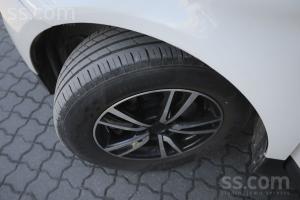 Balts Volvo XC60 2012 Rīga, ar dzinēja tilpumu 2.00 L un nobraukumu 223 tūkst. km par 7990 €, foto 17 vietnē AUTOMOTO.COM.LV