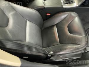 Balts Volvo XC60 2012 Tukums, ar dzinēja tilpumu 2.00 L un nobraukumu 149 tūkst. km par 12490 €, foto 9 vietnē AUTOMOTO.COM.LV
