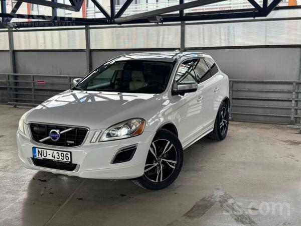 Balts Volvo XC60 2012 Rīga, ar dzinēja tilpumu 2.40 L un nobraukumu 299 tūkst. km par 10290 €, foto 3 vietnē AUTOMOTO.COM.LV
