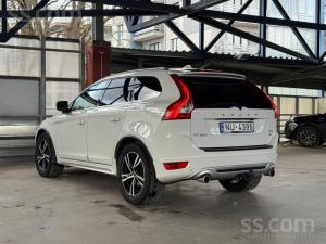 Balts Volvo XC60 2012 Rīga, ar dzinēja tilpumu 2.40 L un nobraukumu 299 tūkst. km par 10290 €, foto 11 vietnē AUTOMOTO.COM.LV