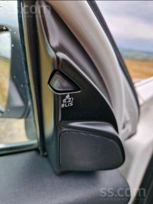 Balts Volvo XC60 2012 Rīga, ar dzinēja tilpumu 2.40 L un nobraukumu 299 tūkst. km par 10290 €, foto 21 vietnē AUTOMOTO.COM.LV