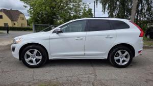 White Volvo XC60 2012 in Siauliai, with an engine capacity of 2.40 L and mileage of 286 thousand km for 9250 €, photo 3 on AUTOMOTO.COM.LV