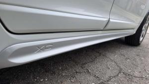 White Volvo XC60 2012 in Siauliai, with an engine capacity of 2.40 L and mileage of 286 thousand km for 9250 €, photo 17 on AUTOMOTO.COM.LV