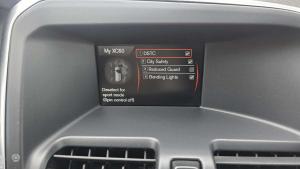 White Volvo XC60 2012 in Siauliai, with an engine capacity of 2.40 L and mileage of 286 thousand km for 9250 €, photo 47 on AUTOMOTO.COM.LV