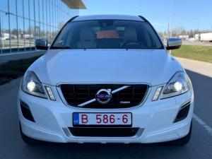 Balts Volvo XC60 2012 Rēzekne, ar dzinēja tilpumu 2.40 L un nobraukumu 280 tūkst. km par 10990 €, foto  vietnē AUTOMOTO.COM.LV