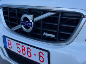 White Volvo XC60 2012 in Rezekne, with an engine capacity of 2.40 L and mileage of 280 thousand km for 10990 €, photo 19 on AUTOMOTO.COM.LV