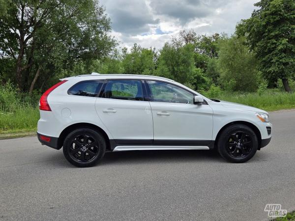 Balts Volvo XC60 2012 Kauņa, ar dzinēja tilpumu 2.40 L un nobraukumu 269 tūkst. km par 8490 €, foto 3 vietnē AUTOMOTO.COM.LV