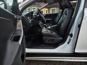 White Volvo XC60 2012 in Riga, with an engine capacity of 2.40 L and mileage of 299 thousand km for 10650 €, photo 23 on AUTOMOTO.COM.LV